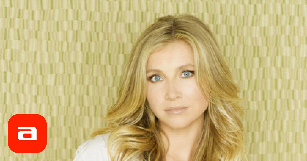 Сара Чок (Sarah Chalke) биография, фото, фильмография. Актриса
